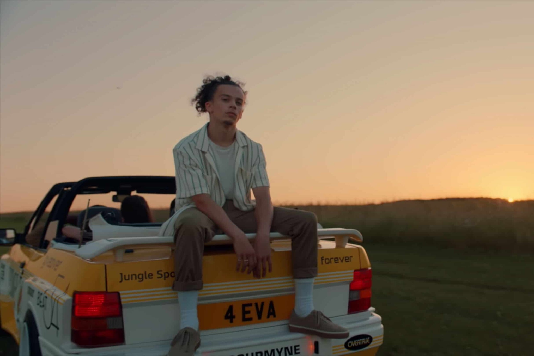 Jungle veröffentlichen das Video zu ihrem Sommerhit "Heavy, California ...
